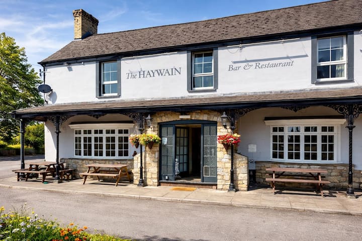 Spacious 2-bedroom Apartment – Perfect Getaway - Bridgend