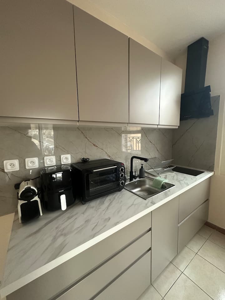 Petit Bijou : Studio Moderne Tout Confort éQuipé - Garges-lès-Gonesse