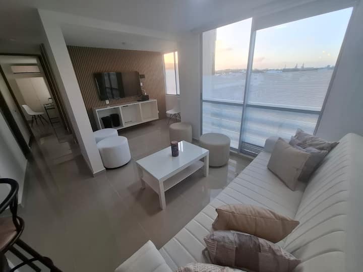 Cerca A Puerta De Oro Y Malecón - Barranquilla