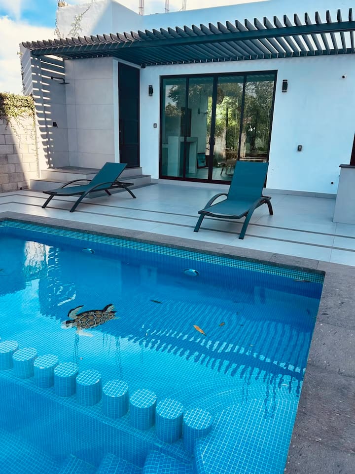 Condo 22 /105 / Comfy Loft For 2 W/ Pool - Messico