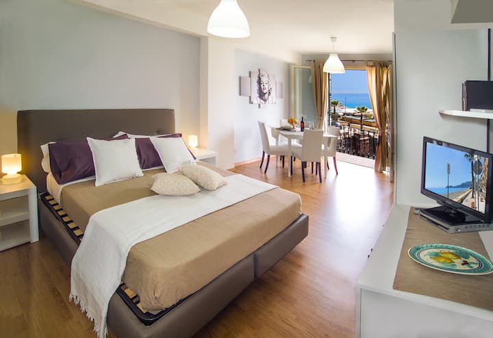 Appartamento A 5 Metri Dal Mare - Letojanni