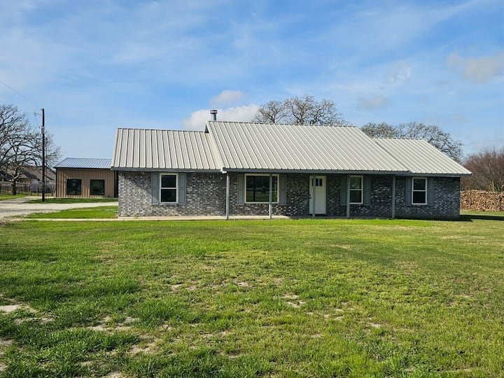 The Chick Lane Roost - Bryan, TX
