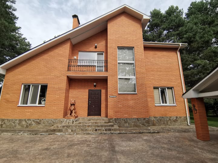 Дом в лесу. 240 кв.м - Українка