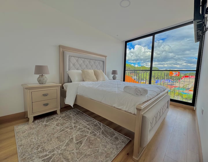 Suite Elegante Y Cómoda En Excelente Ubicación - Équateur