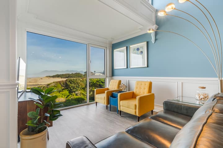 Oceanfront Views! | Private Balcony | Beachfront! - Manzanita, OR