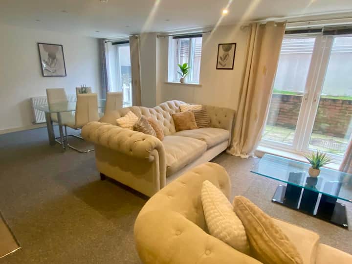 Central Southsea Duplex Apartment 2br Parking Dogs - Fareham