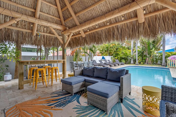 Private Pool | Tiki Bar | 3br | Near Pier & Beach - Deerfield Beach, FL