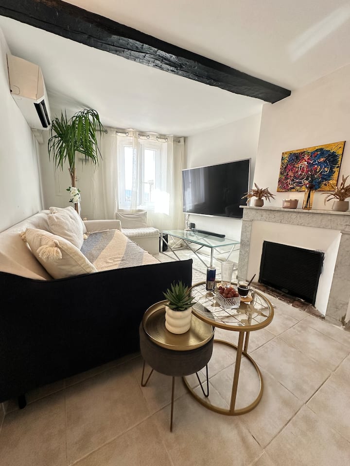 T2 éLégant • Vue Rocher • Centre Village - Puget-sur-Argens