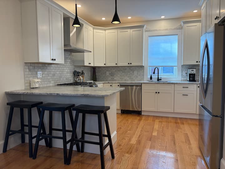 Historic Home On Salem Neck - Beverly, MA