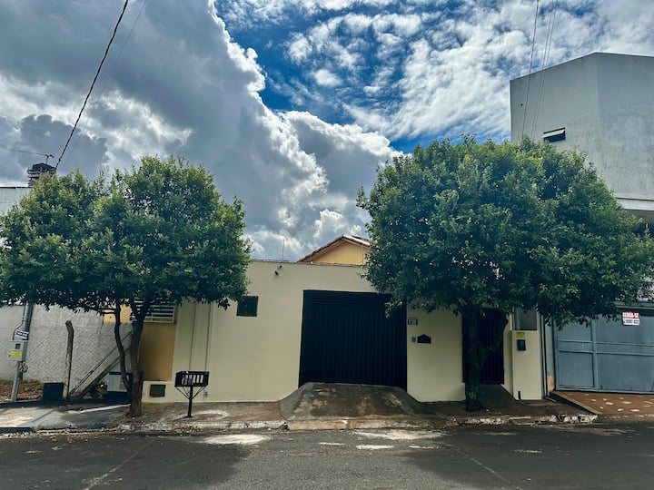 Casa Com 2 Quartos Mais 1 Suíte E áRea Gourmet - Rio Verde