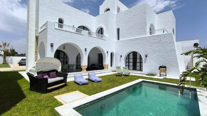Villa Blanche 4 Chambres - Hammamet