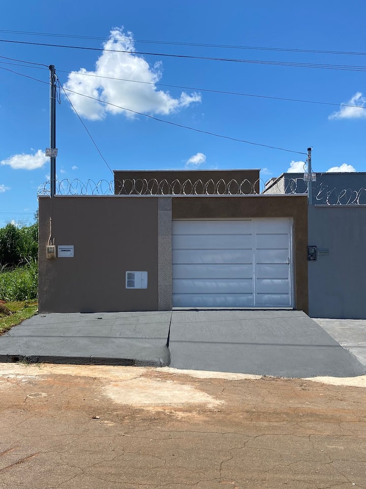 Casa Capital Da Fé, Trindade-go - Trindade