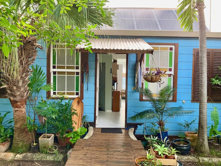 Maison Coloniale Rénovée Avec Piscine - New Caledonia