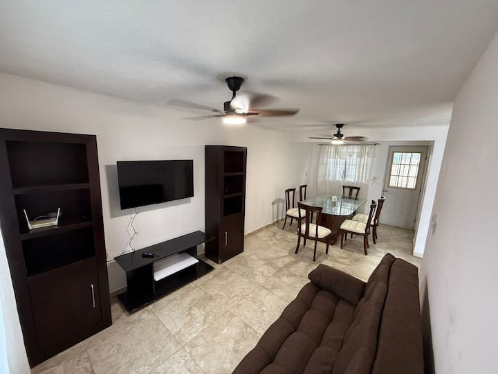 Casa Confortable.  En Zona Tranquila Cerca De Todo - Ciudad del Carmen