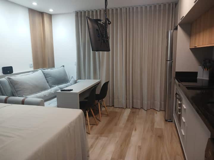 Studio Novo Cabral,cama De Casal+sofá-cama, Sacada - Curitiba