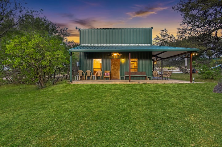 Cherry Creek Cabin | Near Garner | Frio | Concan - Leakey, TX