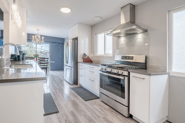 Cozy 3br/2ba Vancouver Stay – 20 Min To Yvr - Vancouver