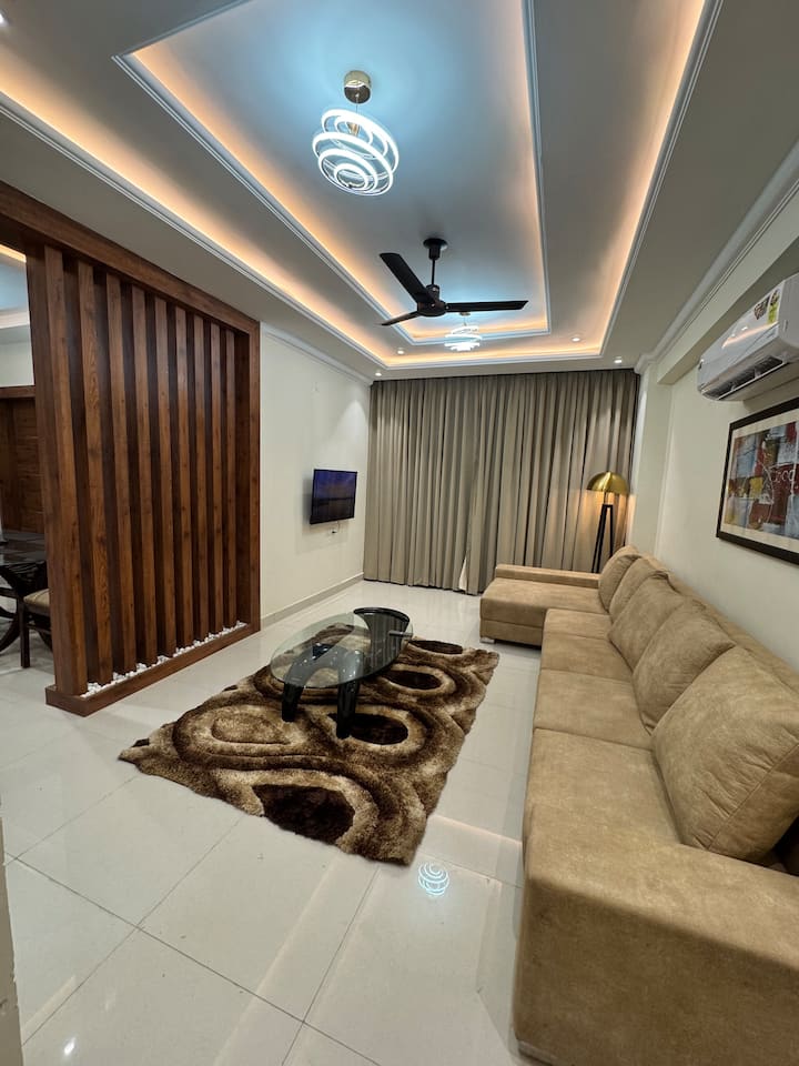 The Golden View Suite - Jammu