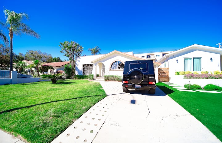 Toluca Lake Retreat: 3 Bed Fully Furnished Home - Burbank