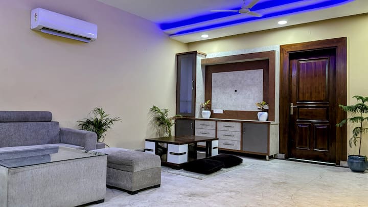 Luxurious 3bhk - Chandigarh