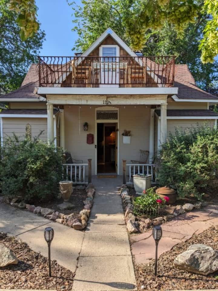 Cute Cottage 10 Minute Walk From Downtown Boulder - Boulder, CO