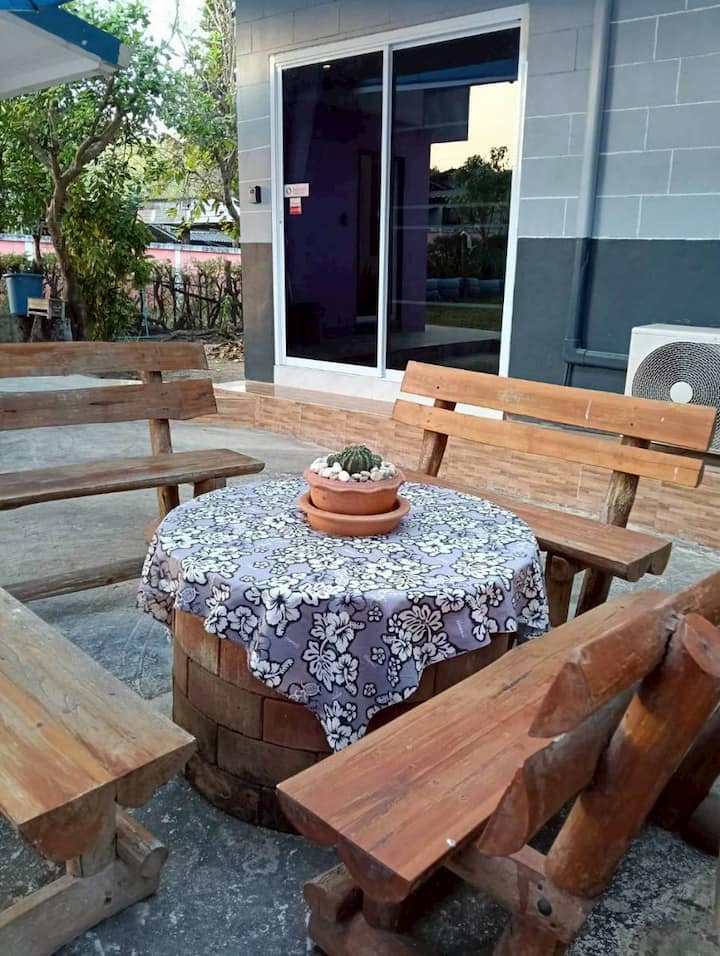 Private Room In Lush Garden Retreat In Maetaeng - Mae Taeng