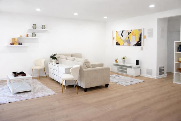 Live Like A Local | Boutique Coliving Sherman Oaks - Los Angeles, CA
