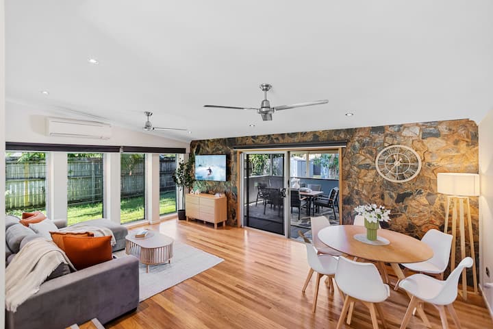 3br Tropical Retreat Steps To Holloways Beach - Cairns