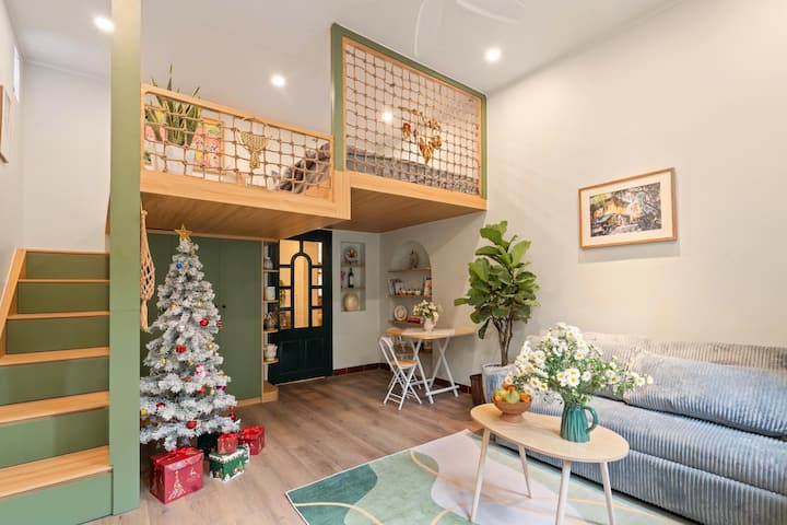 Cozy 1br Streetview In Old Quarter | Free Laundry - Hanoi