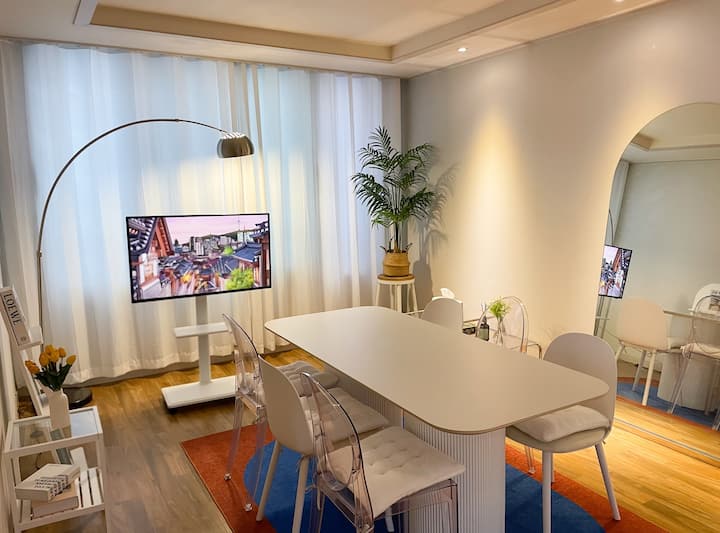 연산역 7분 | 넓은거실 | 마트 1분 | 2층 독채 | 무료주차 | 맛집거리 | 호텔침구 - Busan