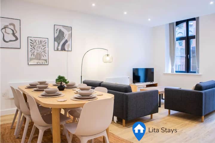 Contractors | Enquiries Welcome | Free Parking - St Neots