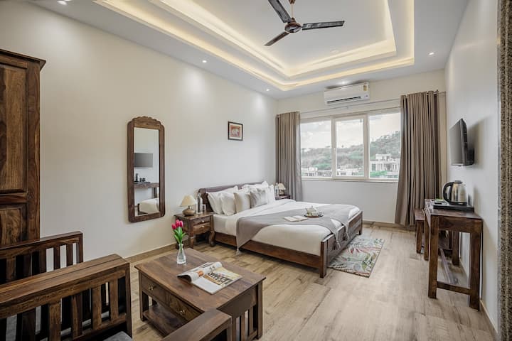 4bhk Apartment Near Monsoon Palace - Udaipur