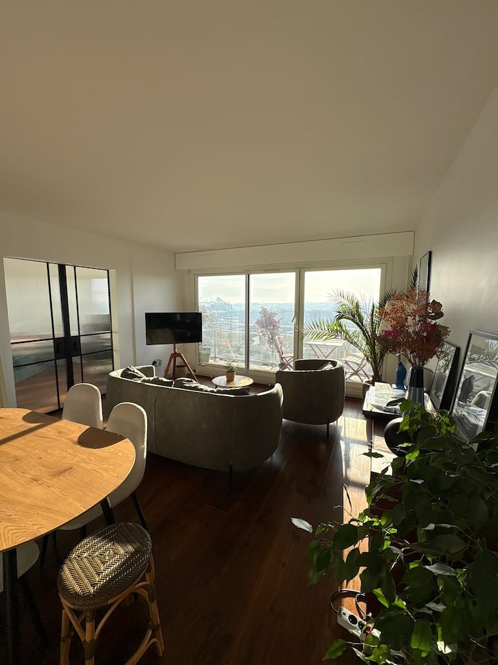 Super Appartement Avec Terrasse Et Proche Métro - Vanves