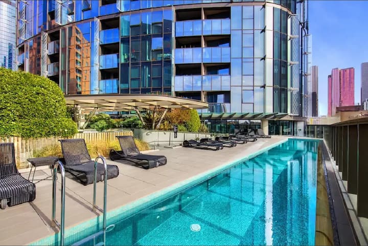 Stylish 1 Bedroom/1 Bathroom Home /23 Mackenzie St - Melbourne
