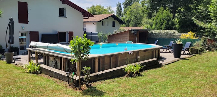 Maison Familiale Avec Piscine, Séjour Detente - Saint-Jean-de-Luz