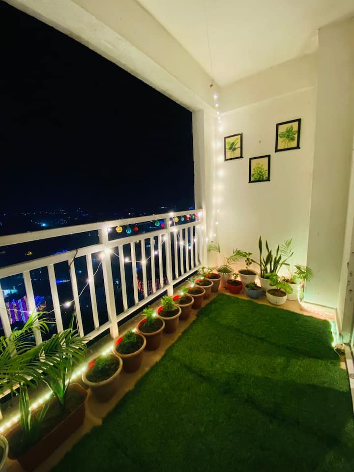 Skyline Serenity: Apartment With Private Balcony - Dhanbad