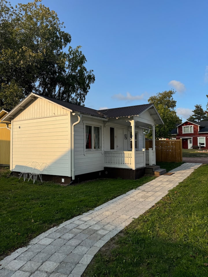Stuga Måsen - Strandbergs Stugor, Stugby - Mariehamn