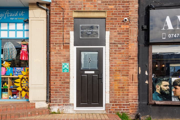 Huge & Stylish Apt Near Historic York - 3 Beds - York