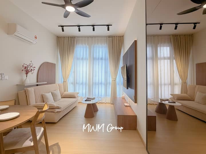 Dream Comes True | Hotel Style |Space Walks To Ksl - Johor