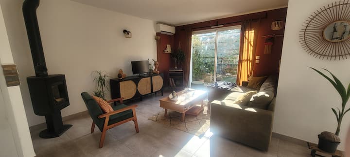 Maison Proche Avignon Avec Petit Jardin Et Parking - Rochefort-du-Gard