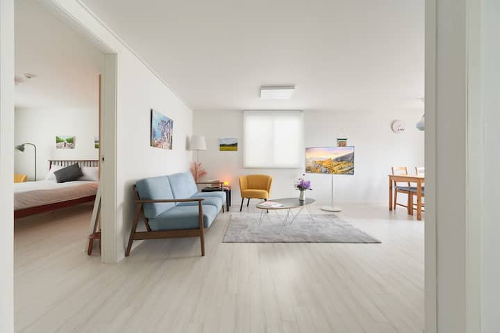지하철7분|무료주차|서울대|관악산공원|홍대 강남 여의도 30분|신림|1g Wifi|아기의자 - 귀인동