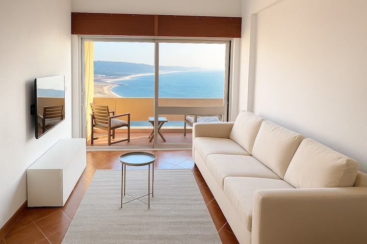 Beautiful Apartment With Ocean Views In Nazaré - Nazaré
