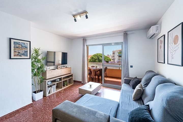 Bright & Spacious Apartment In Nerja Centre - Nerja