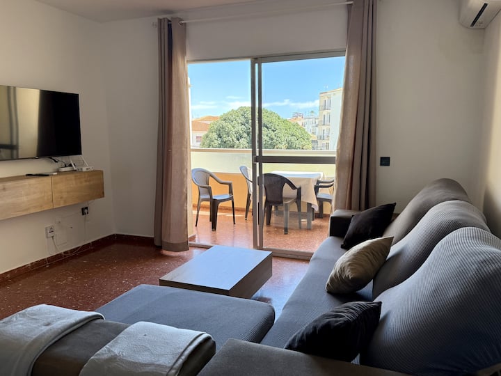 Bright & Spacious Apartment In Nerja Centre - Nerja