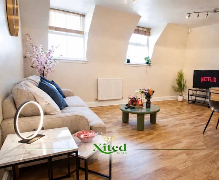 Premium Tower Bridge Stay • Pool Table • City View - London