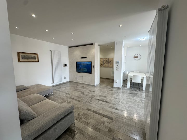 Luxury Mediterranean Apartment • Walk To The Sea - Roccella Ionica