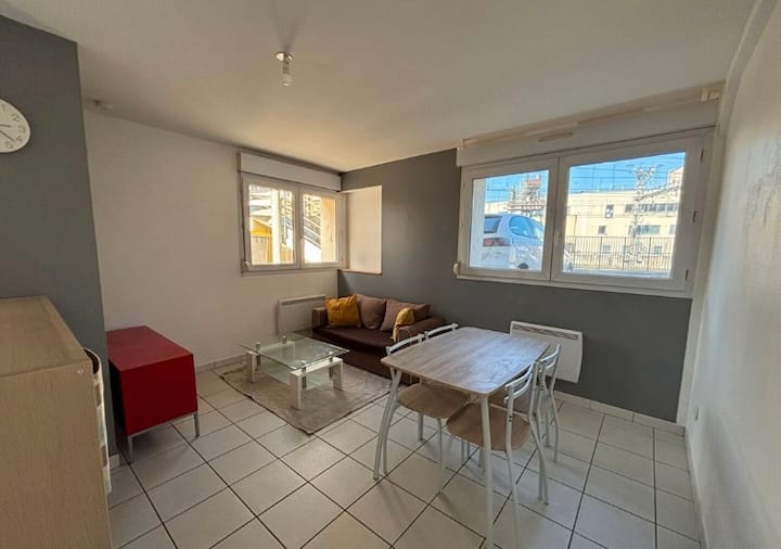 T2 En Rdc Avec Parking Proche Gare - Valence