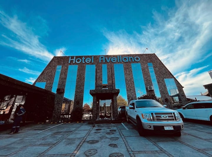 Hotel Avellano, Con Desayuno Buffette. - Los Angeles
