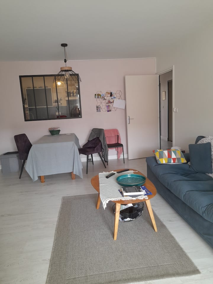 Agréable F3 Calme, Proche Centre - Lunel