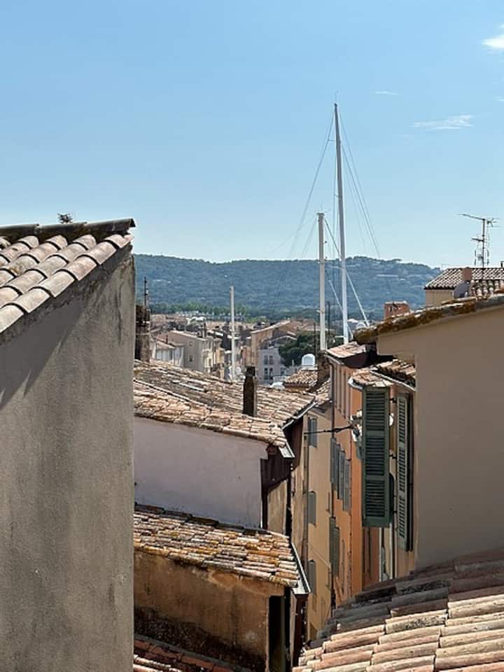 Maison De Village Climatisée à 2 Pas Du Port. - Saint-Tropez